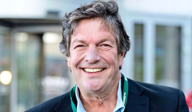 Journalist og byrådsmedlem Ole Stephensen er død