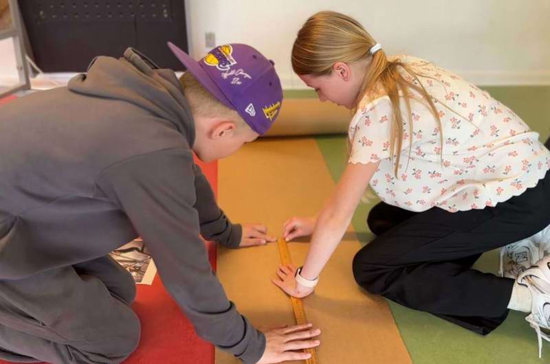 Elever laver prototype på fremtidens klasselokale